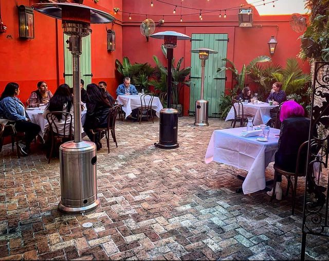 A Stroll Down the New Orleans Riverfront | Experience New Orleans!