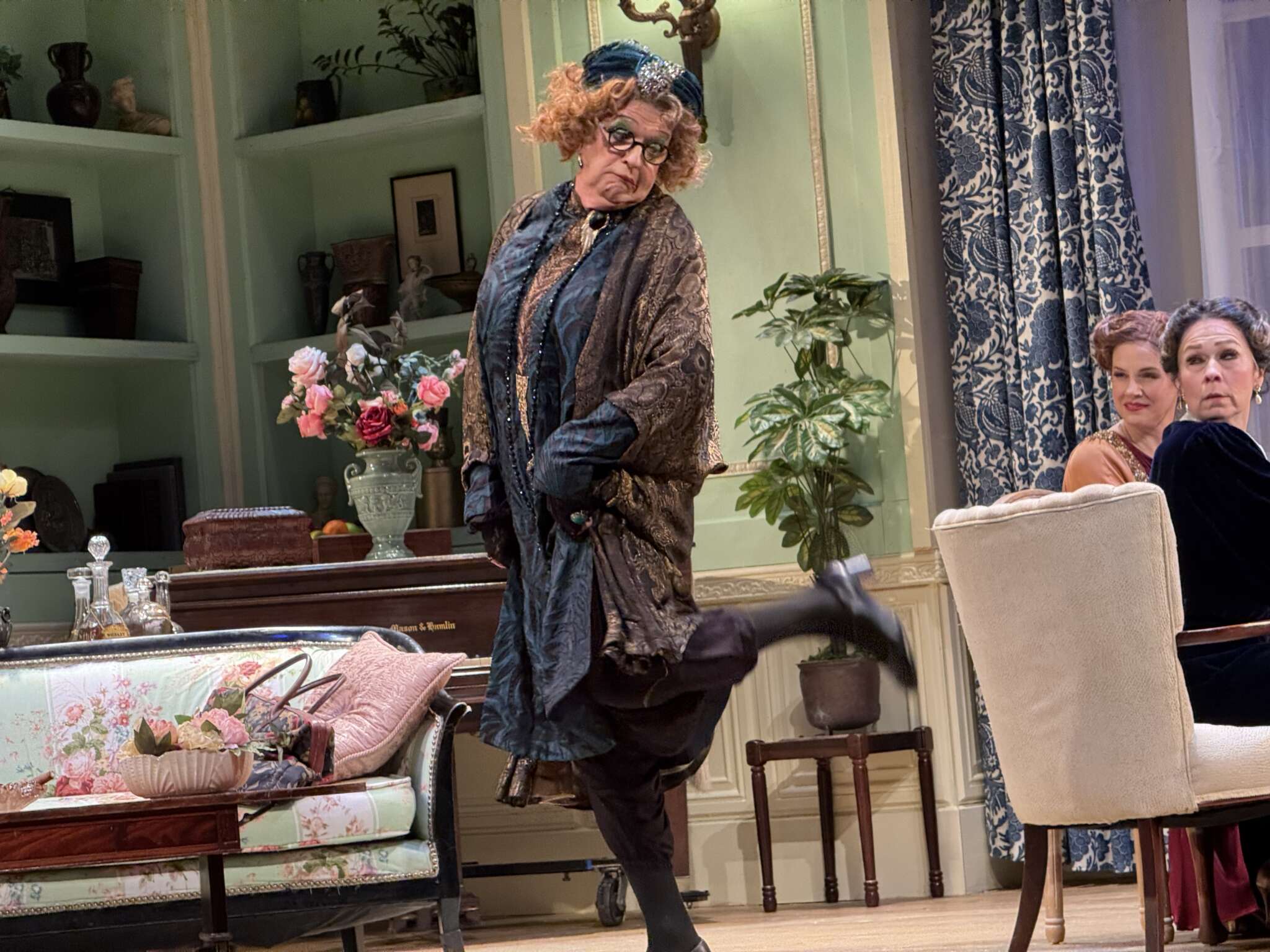 Blithe Spirit at Le Petit: Haunting Hilarity – Experience New Orleans!